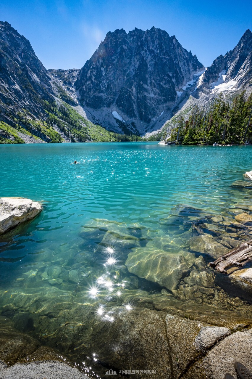 [기고] Colchuck Lake,지상과 Aasgard를 나누는 경계