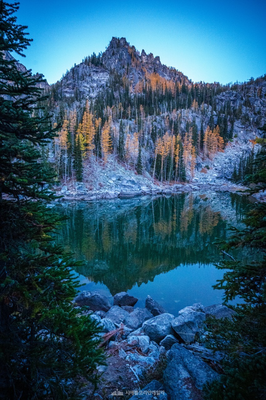 [기고] Colchuck Lake,지상과 Aasgard를 나누는 경계
